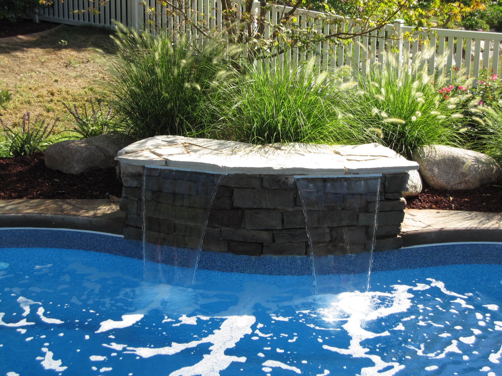 Pool Feature Photos St. Charles | Water Features St. Louis