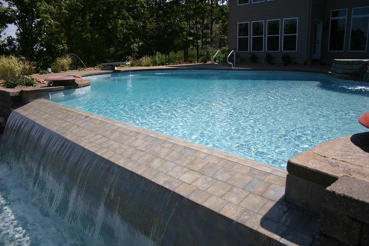 Pool Feature Photos St. Charles | Water Features St. Louis