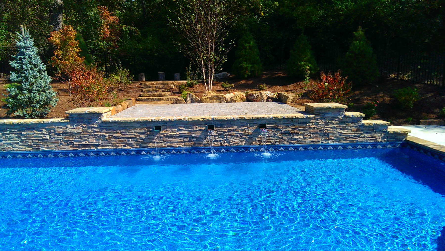 Pool Feature Photos St. Charles | Water Features St. Louis