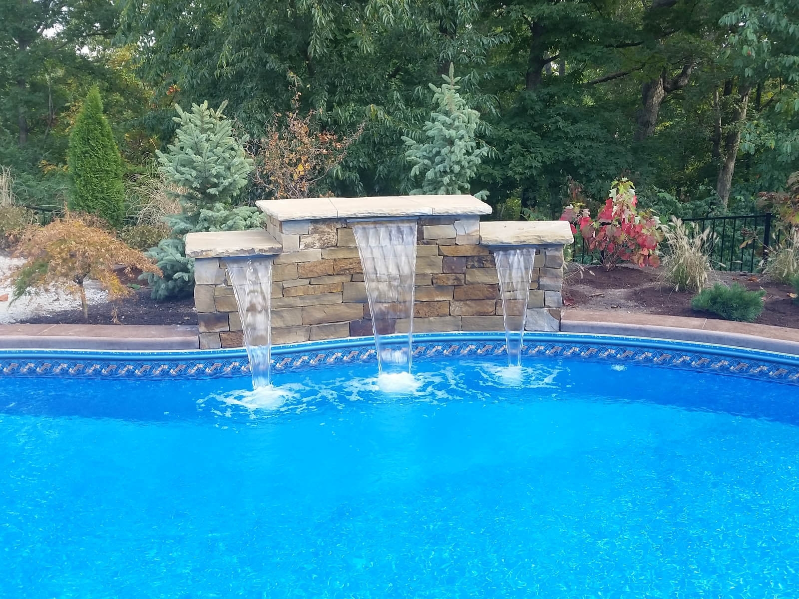 Pool Feature Photos St. Charles | Water Features St. Louis